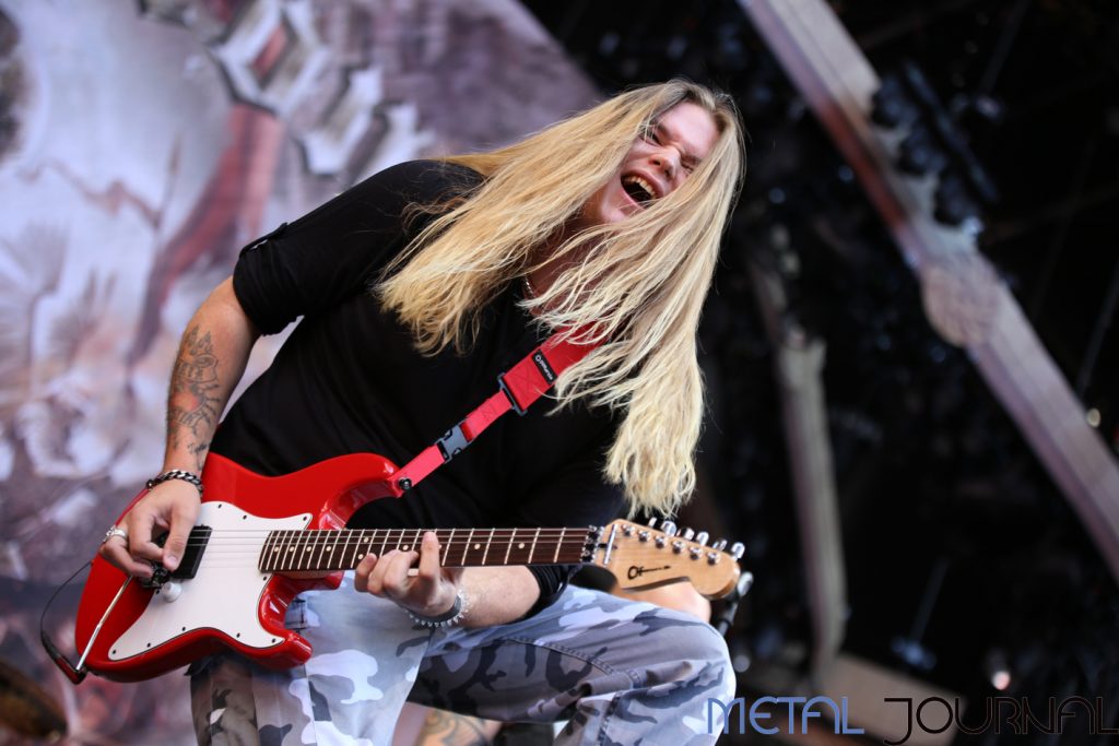 Tommy Johansson deja Sabaton tras siete años en las filas del grupo ...