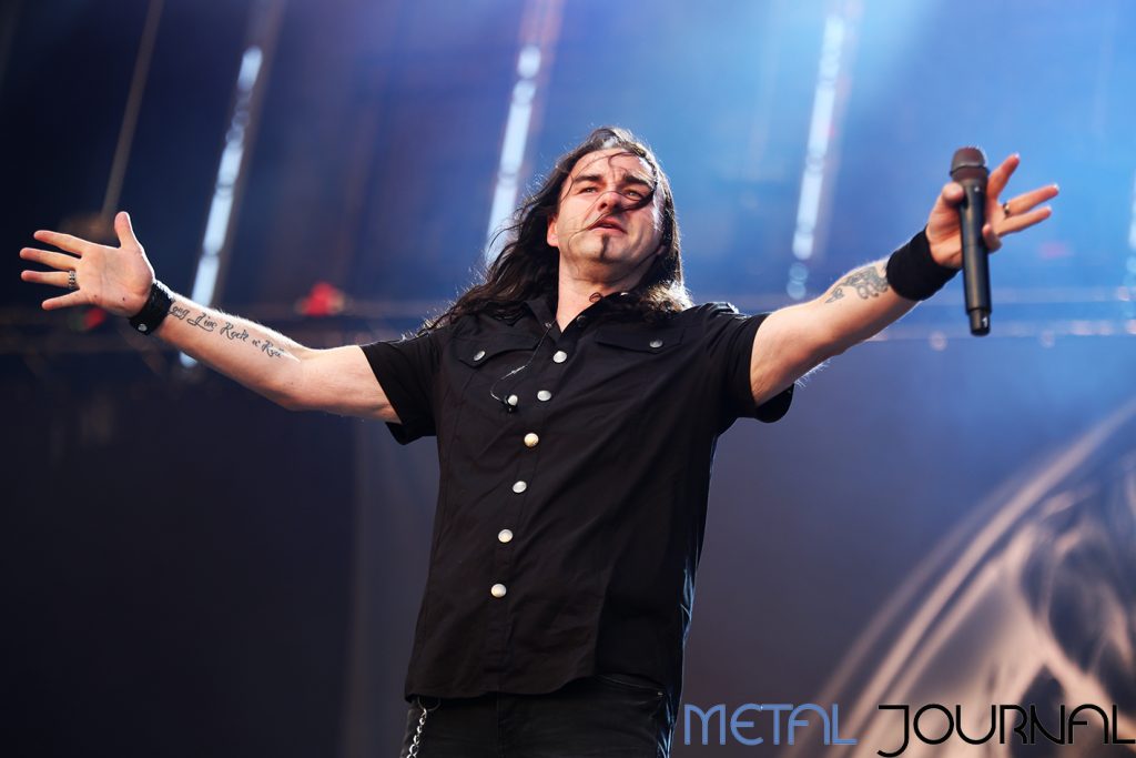 Almanac presenta a su nuevo vocalista y estrena el ‘lyric video’ de ...