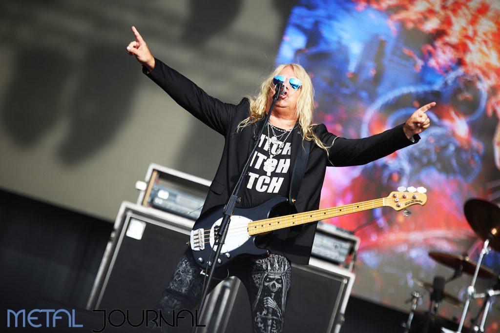 Mat Sinner reaparece en el estudio dando los últimos toques al nuevo ...
