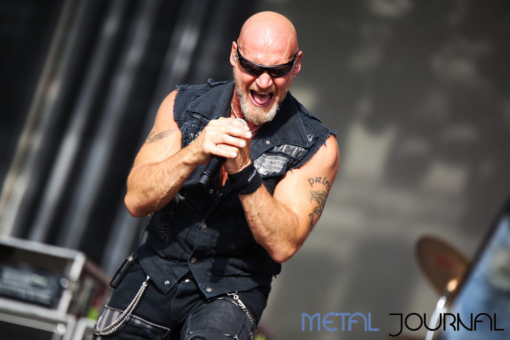 Ralf Scheepers de Primal Fear asiste a un concierto de Judas Priest ...