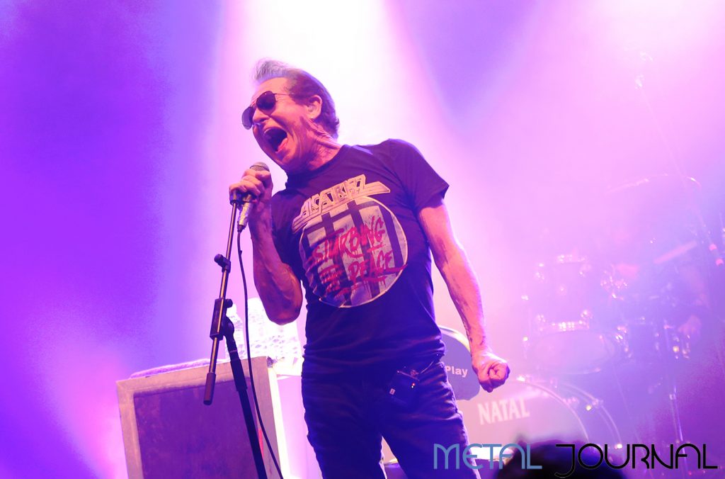 Graham Bonnet asiste a un concierto de Iron Maiden | Metal Journal