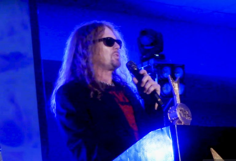 Fallece John Sykes, genio de la guitarra, a los 65 años | Metal Journal